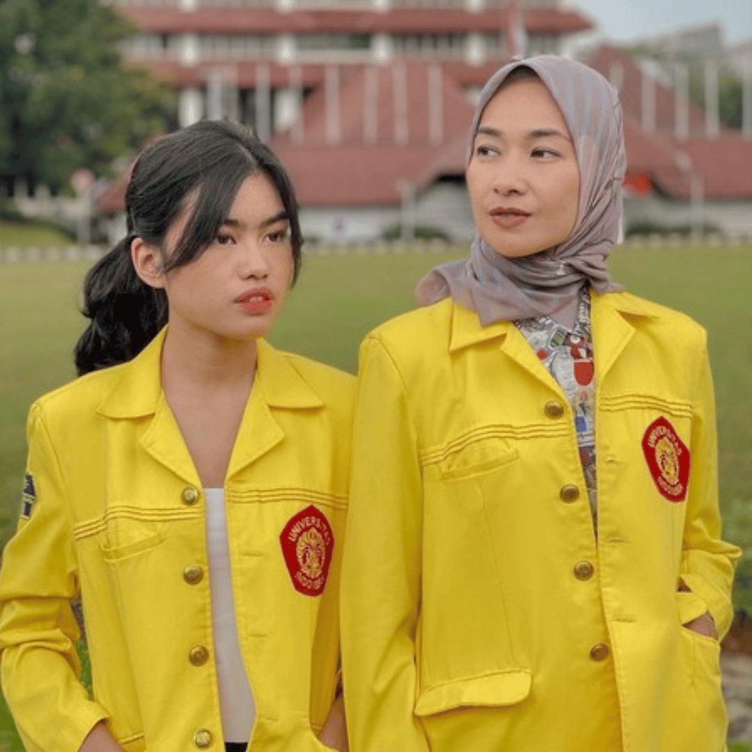 Kenapa Jaket Almamater UI Identik dengan Warna Kuning?